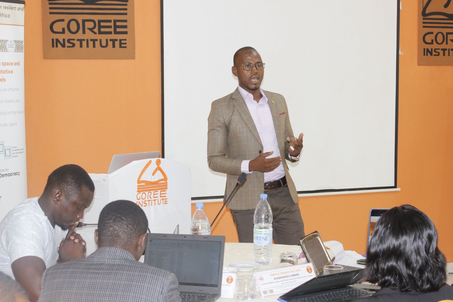 Home | MOOC | Gorée Institute